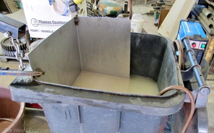 Inside Track - Renault FT / TSF - Engine Block Rust Removal