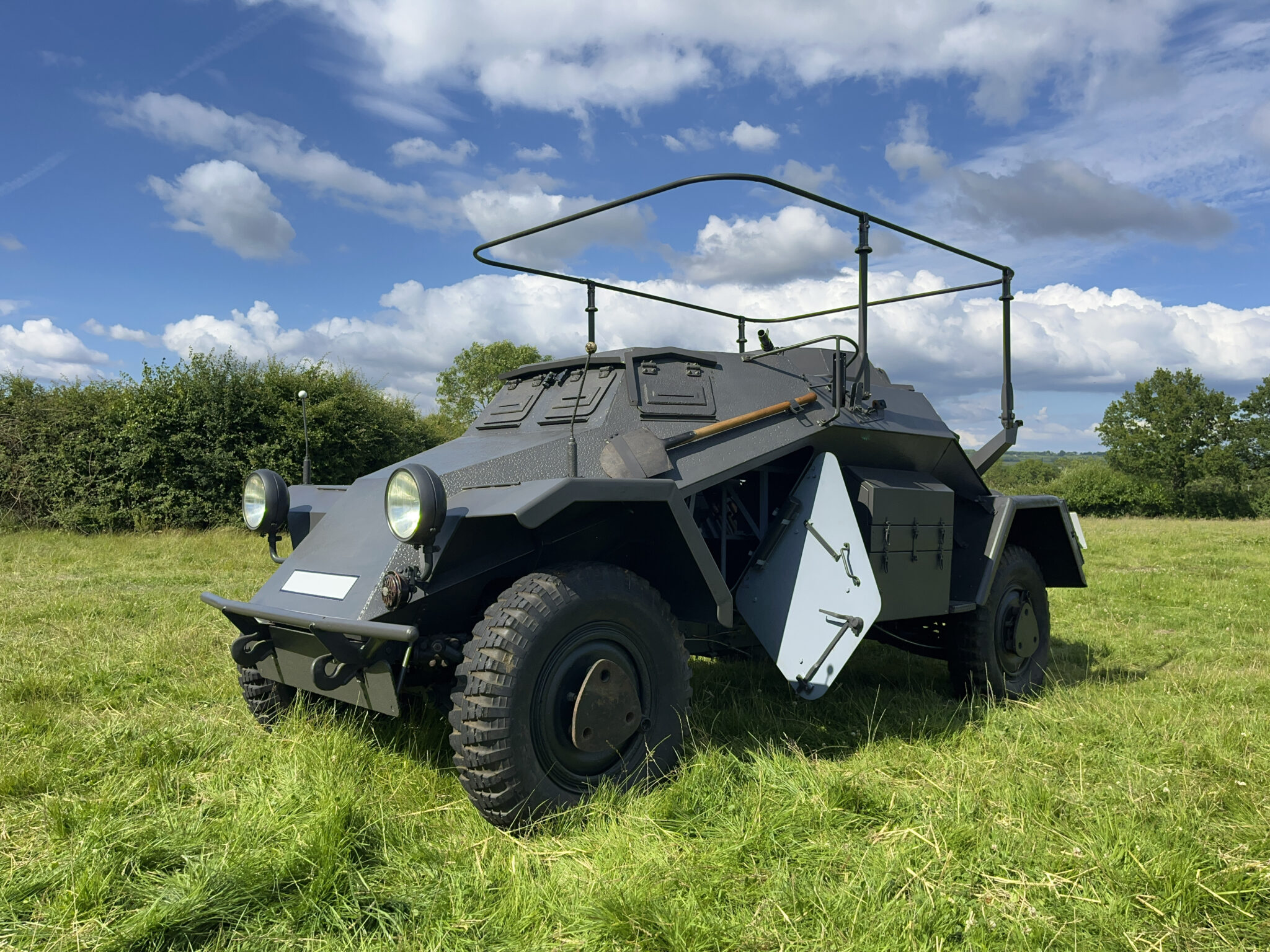 Inside Track - Leichter Panzerspähwagen (Fu) (Sd.Kfz.223) Ausf.A-3 ...
